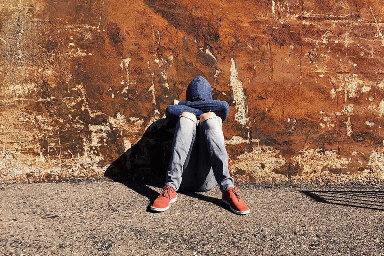 Self-Harm in Teenagers: Why Do Teenagers Cut Themselves? - Clearfork ...