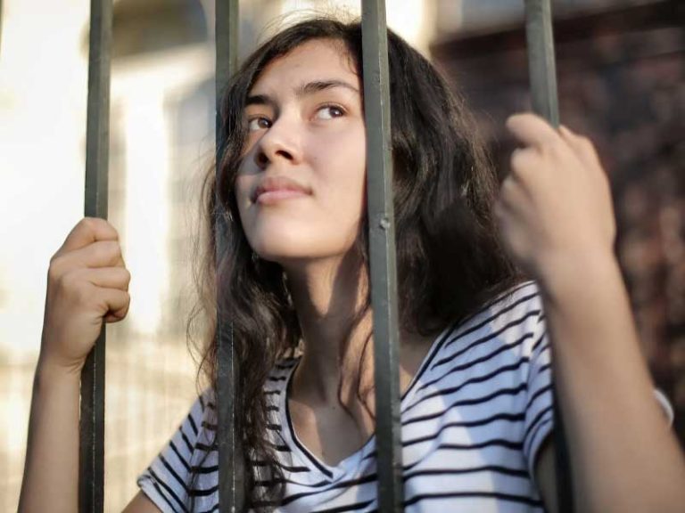 Teenage Isolation and How Parents Can Help - Clearfork Academy